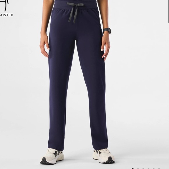 Figs | Pants & Jumpsuits | Figs Livingston High Rise Basic Scrubs Pants ...